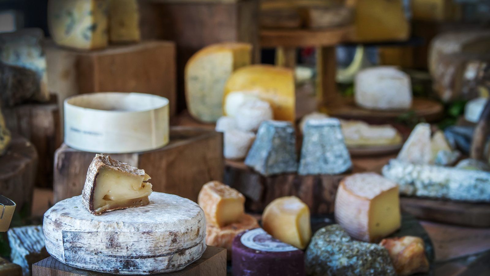 Rodzaje serów pochodzących z Francji - Francja - Blog | Biuro Podróży ITAKA